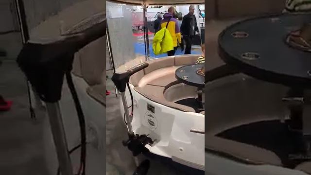 Самоходный ПЛОТ БАРБЕКЮ / BBQBOATS 8 км/ч #BBQBOAT #мастерhouse