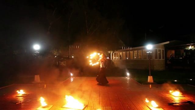 Фаер шоу Lana