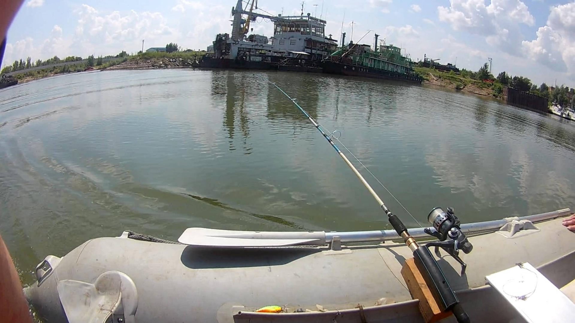 Обзор рыбных мест 15.07.2024 года №19 р.Иртыш г.Омск Рыбалка спиннингом, троллинг в затоне БУПа.