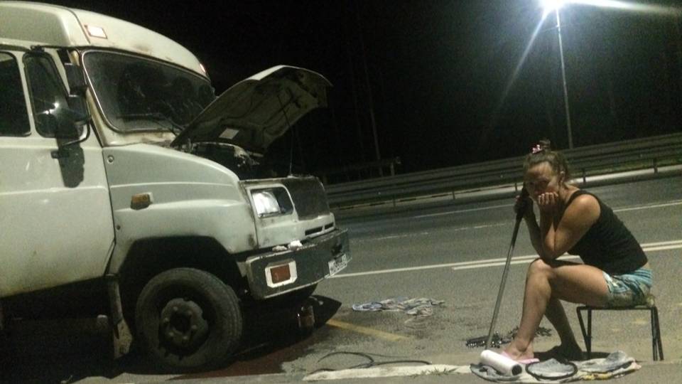 Автодом своими руками на базе ЗиЛ 5301 Бычок  с Американским мотором. Ч 9-ая. Первый выезд.