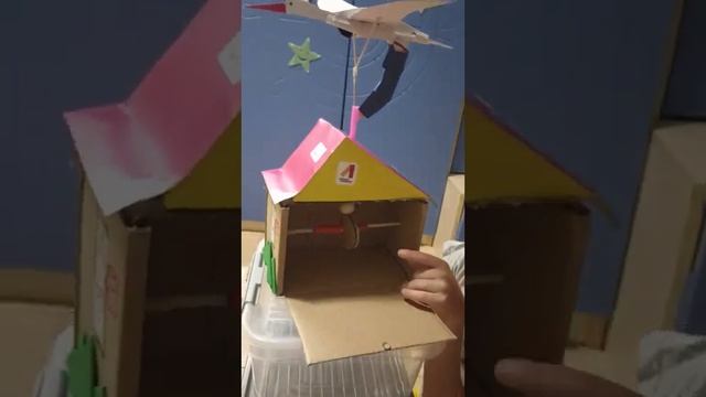 АИСТ НА КРЫШЕ