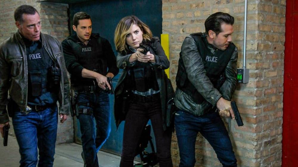 Сериал Полиция Чикаго - 10 сезон 10 серия / Chicago P.D.
