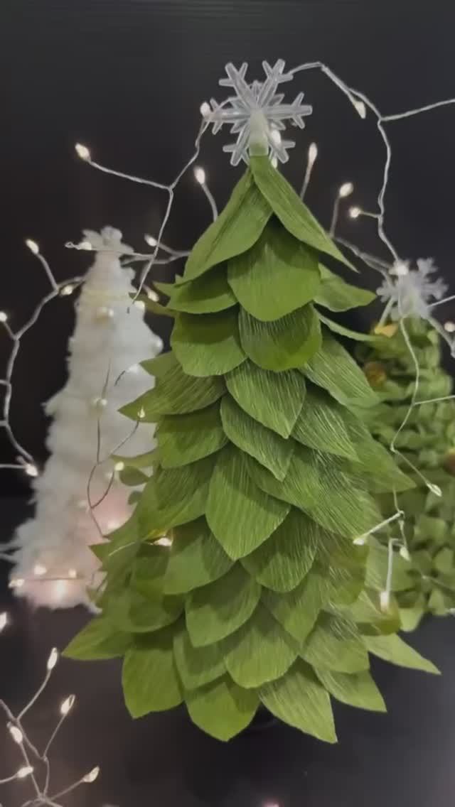 елка из крепированной бумаги, своими руками декор на Рождество 🎄🎄🎄