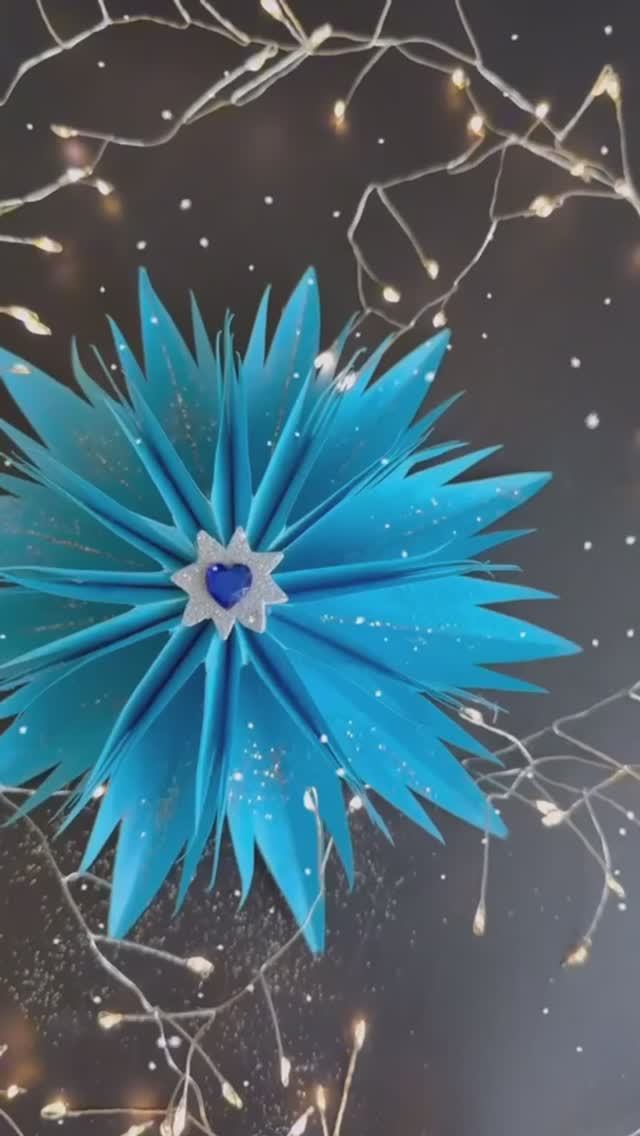 Своими руками декор на 🎄Рождество, обьемная снежинка из бумаги ❄️