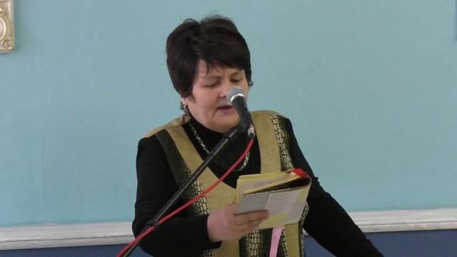 Стихотворение "Отвези меня в деревню" читает автор Надежда Камянчук.