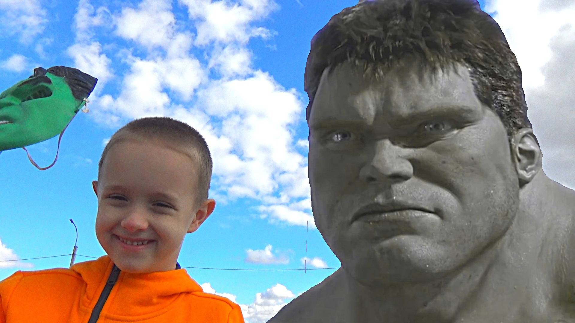 Песенка нашего канала: Могучие супергерои - наши друзья!