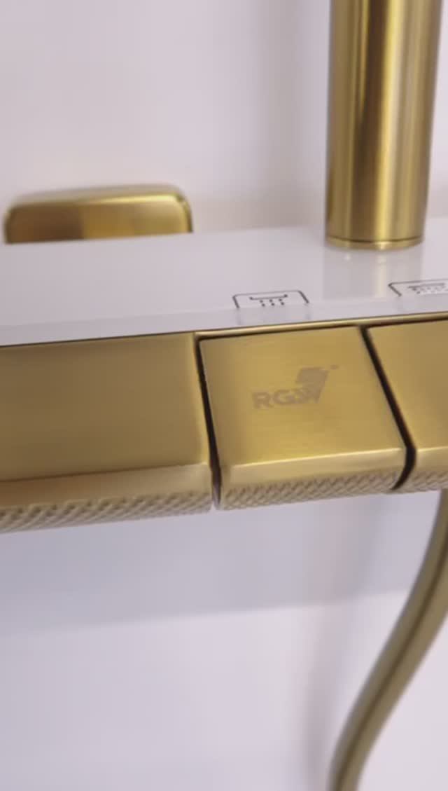 Яна Поплавская открывает секрет идеальной ванной!