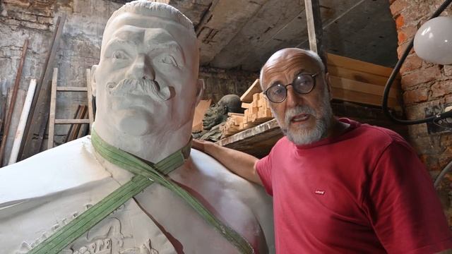 Скульптор С.А. Щербаков