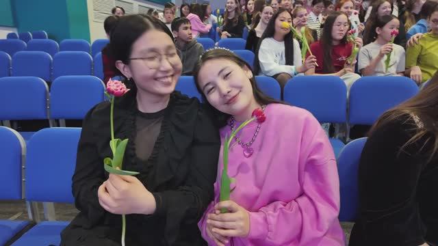 Праздничный концерт в честь Международного женского дня от дружины «Бригантина»