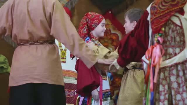 Фольклорный ансамбль РАДУГА (МОСКВА)