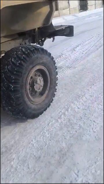 04.03.2025. Место доставки: г. Краснодар. С карьера отгружен графитово-чёрный сланец, 20 тонн.