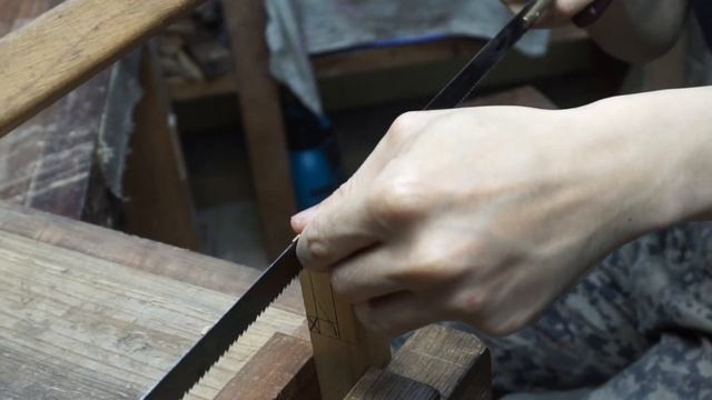 Столярные соединения: внутреннее соединение ножек и обвязки (фартука)