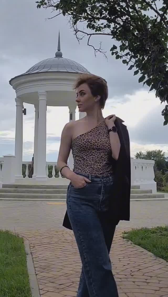 И... / Стихи/ Елена Ющенко