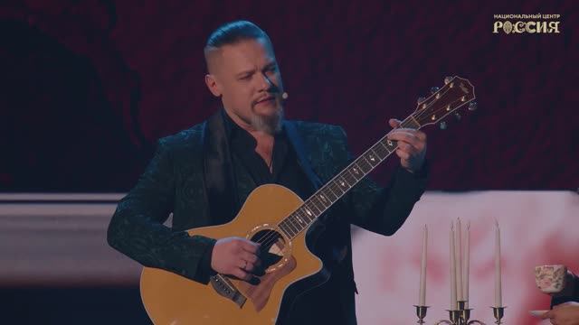 13. С. Есенин «Заметался пожар голубой…» – Андрей Серов