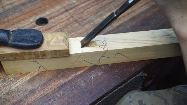 Столярные соединения: 3-стороннее блокировочное соединение