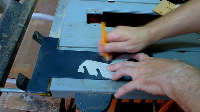 Как сделать Расклинивающий Нож для циркулярной пилы