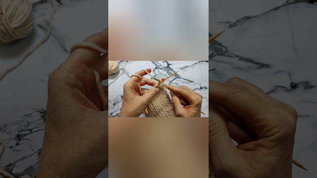 Весенняя шапка узором "Капельки"