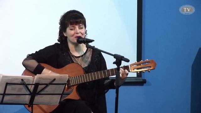 Ирина Камянчук - Наполним музыкой сердца (сл. Ю. Визбор)