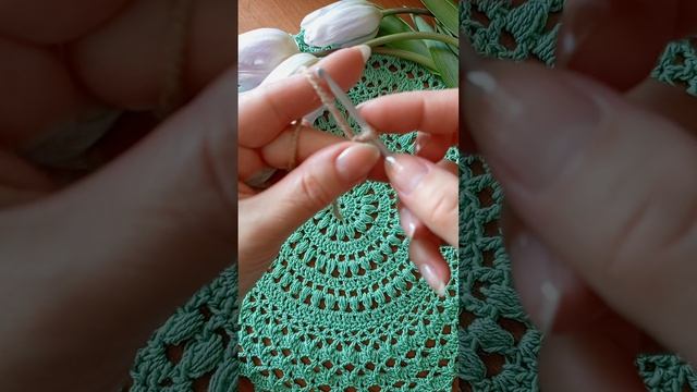 Вязание крючком. Первая петля. Цепочка из воздушных петель.