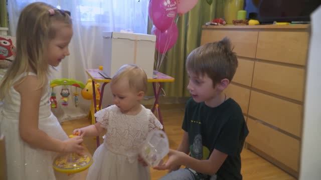 Анюте 1 год день рождения