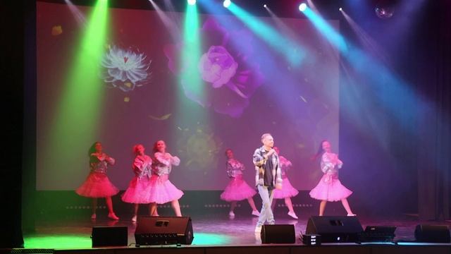 Дарите женщинам цветы - Владимир Волков и ансамбль Радуга