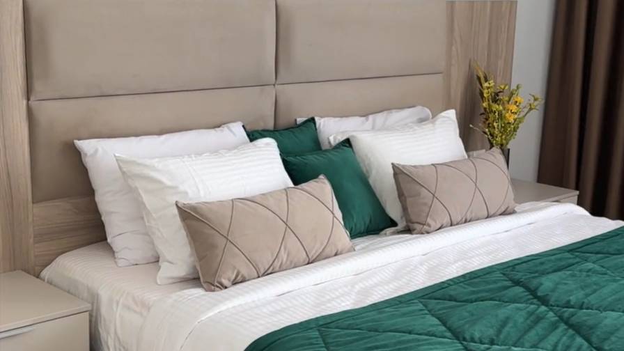 Оснащение номера отеля под ключ. Собственное производство МДФ фасадов #мебельдляотеля #мебельотель