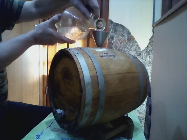 Самогон - благородный напиток! Дистиллят в дубовой бочке - Whiskey? Лучше!!!