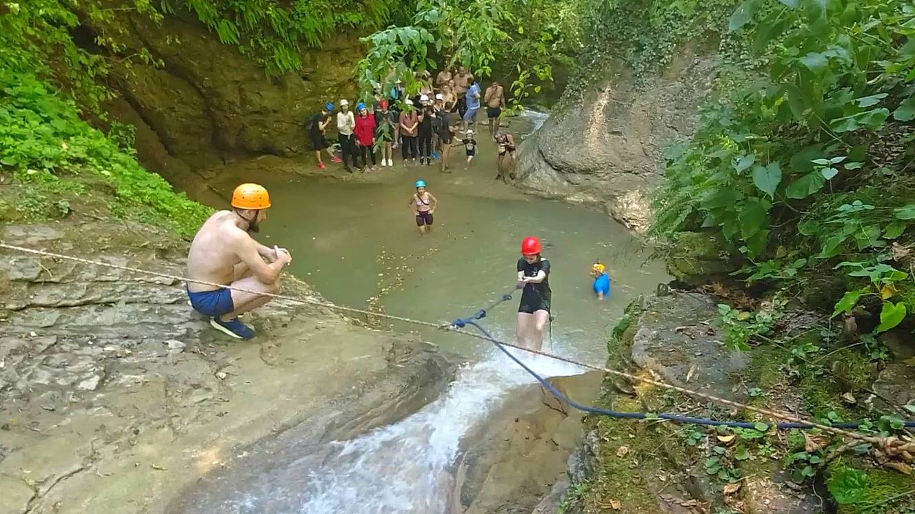 Поход на водопады Мишоко, Адыгея