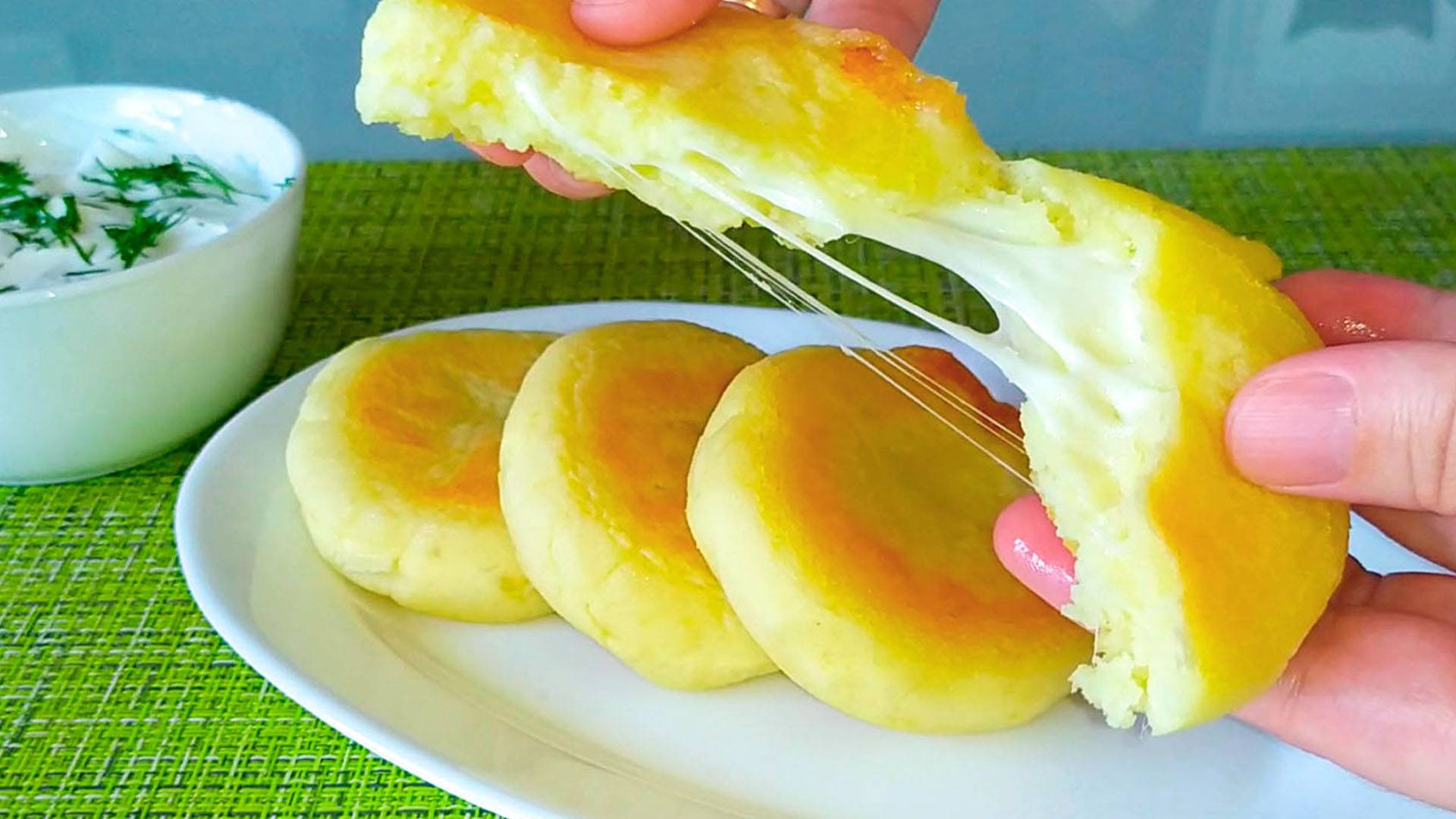 Всего 3 ингредиента и сытный Завтрак, Обед или Ужин готов | КАРТОФЕЛЬНЫЕ ЗРАЗЫ или ПИРОЖКИ с СЫРОМ