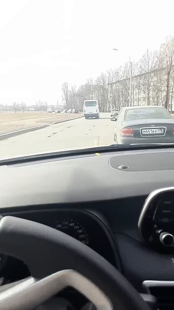 Как привыкнуть к габаритам автомобиля? УЧИМ ПРАВЫЙ ГАБАРИТ! ЛАЙФХАК!