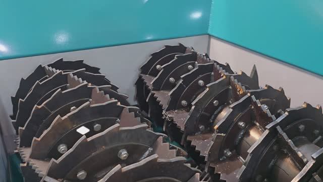 Промышленный измельчитель комков Соли | Измельчитель роторно дисковый ДК-1000-470 | Дробилка комков