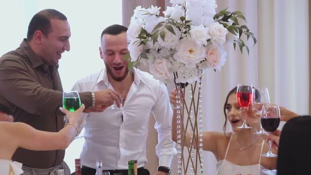 Клип свадебный банкет