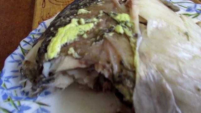 Вкус запеченного леща в сметане: пробуем нежную рыбу с луковой начинкой
