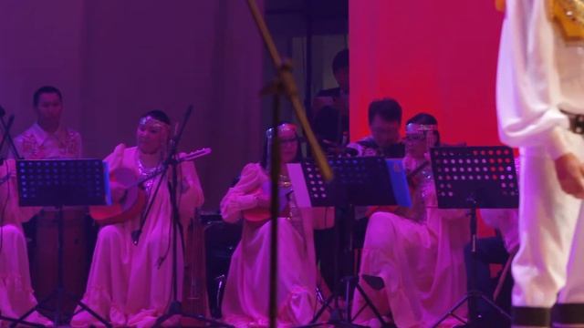 Шоу – проект “Звездный хомус” (Василена Шарина, Георгий Слепцов-Чаҕылхан, Алиса Саввинова).