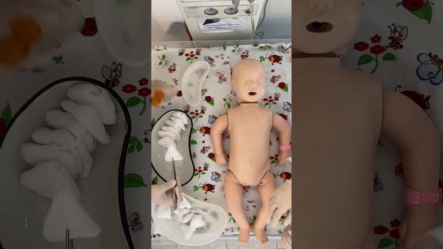 Утренний туалет новорожденного