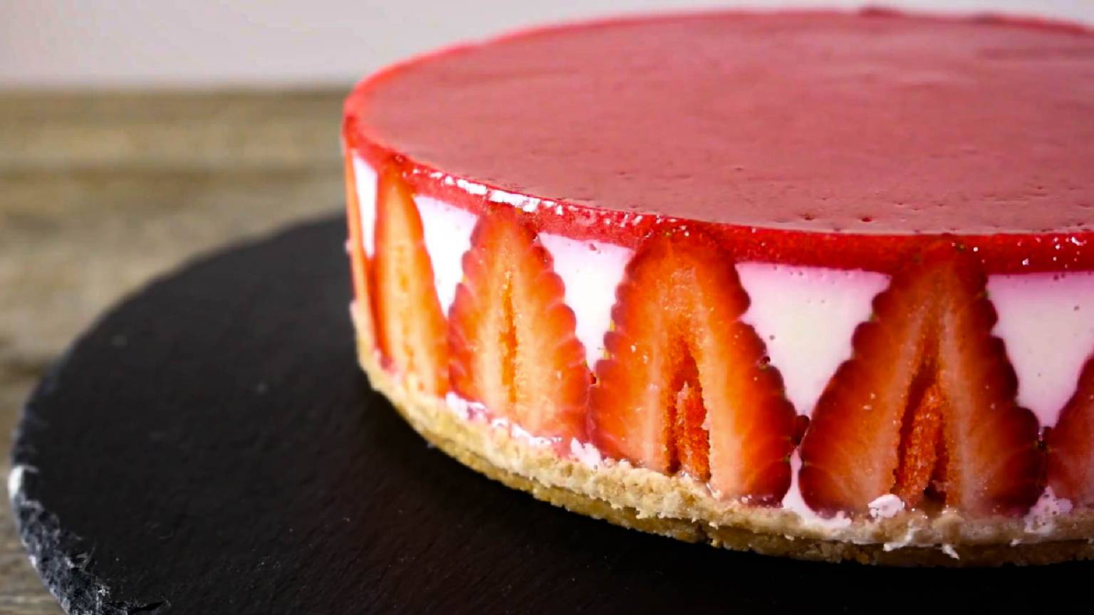 Простой чизкейк без выпечки с ягодами. Самый вкусный рецепт чизкейка в домашних условиях