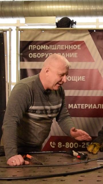 Сварочный аппарат TW VECTOR 200: женский тест-драйв #сварка #сварочныйаппарат #инвертор #welding