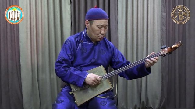 Хөрлүг, хөрлүг Тайга көргеш – исп. А.И. Барынмаа. Медиатека МФТ, МАХ.