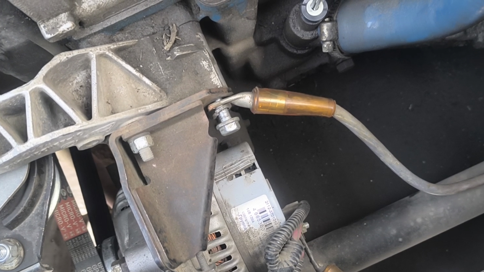 🔩 Как закрутить болт кронштейна генератора ваз 2110-12 🔩