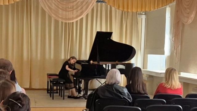 Пичугина Есения, 9 лет, Областной конкурс юных пианистов г. Новосибирс 2025г.