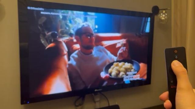 Телевизор спальня