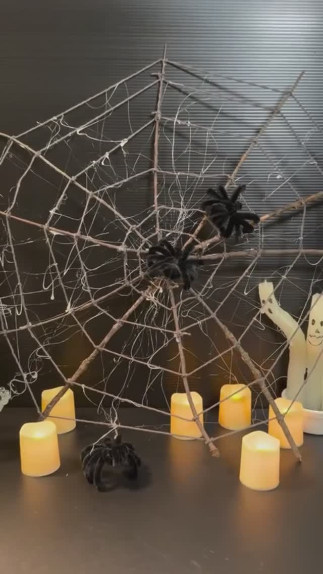 Своими руками декор на Хэллоуин 🎃  паутина из веток и нитей 🕸️