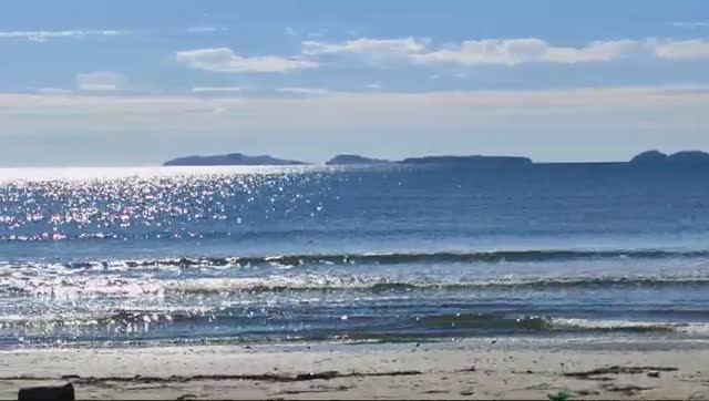 Счастье живет рядом с нами