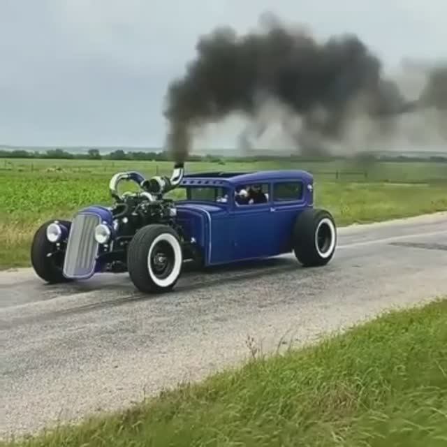 Hot Rod Cars - Hot Rod Burnaut