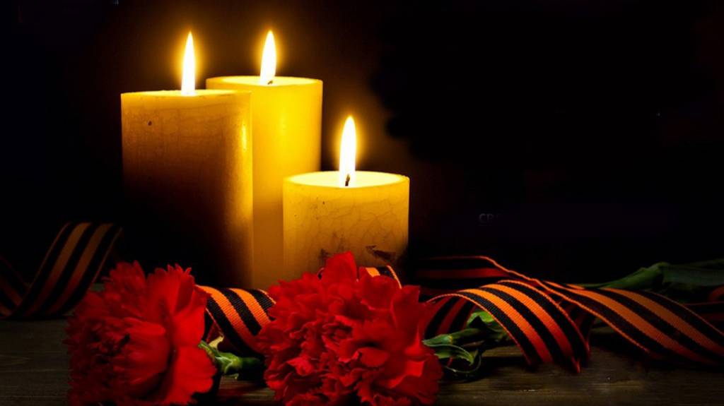 "Зажжём свечу" 
- (муз. и сл. Д. Катрич)