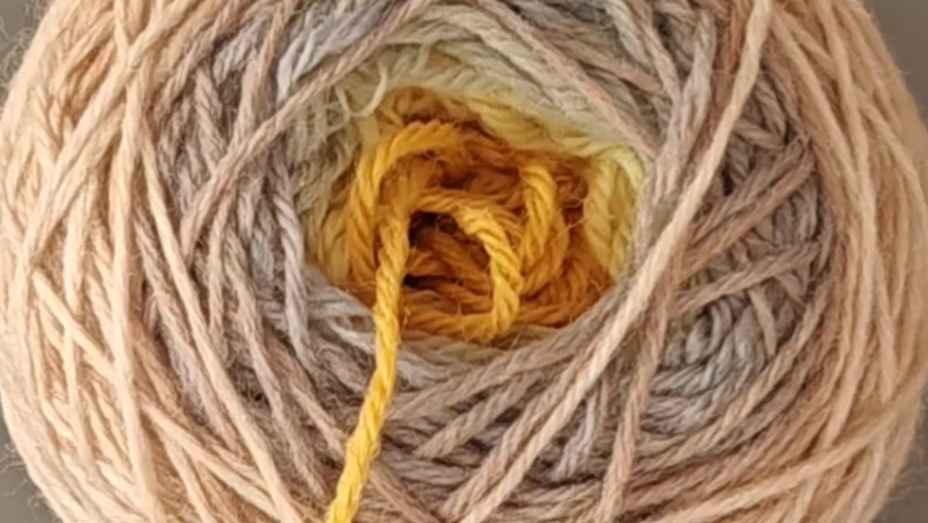 Носки от мыска. Часть 4 - Вяжем поворот (чашку, "макушку") пятки.