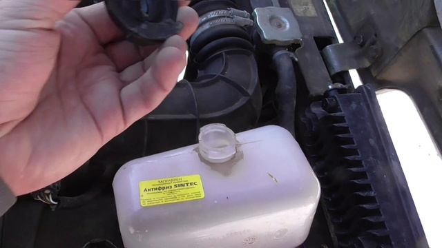 Замена расширительного бачка на Ниве Легенда