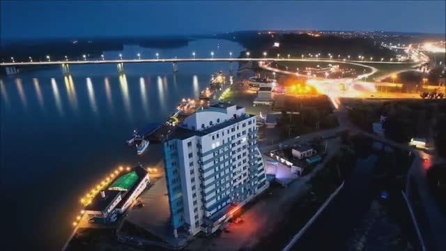 Ночной Барнаул (муз. и исполнение Л.Горцуевой на стихи В.Крюковой)