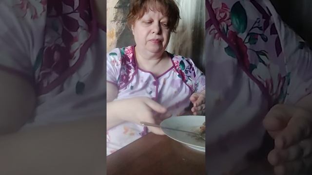 МУКБАНГ И РАЗГОВОРЫ О РАЗНОМ