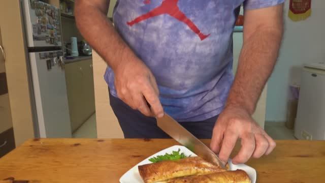 Рулетики из лаваша с фаршем и овощами